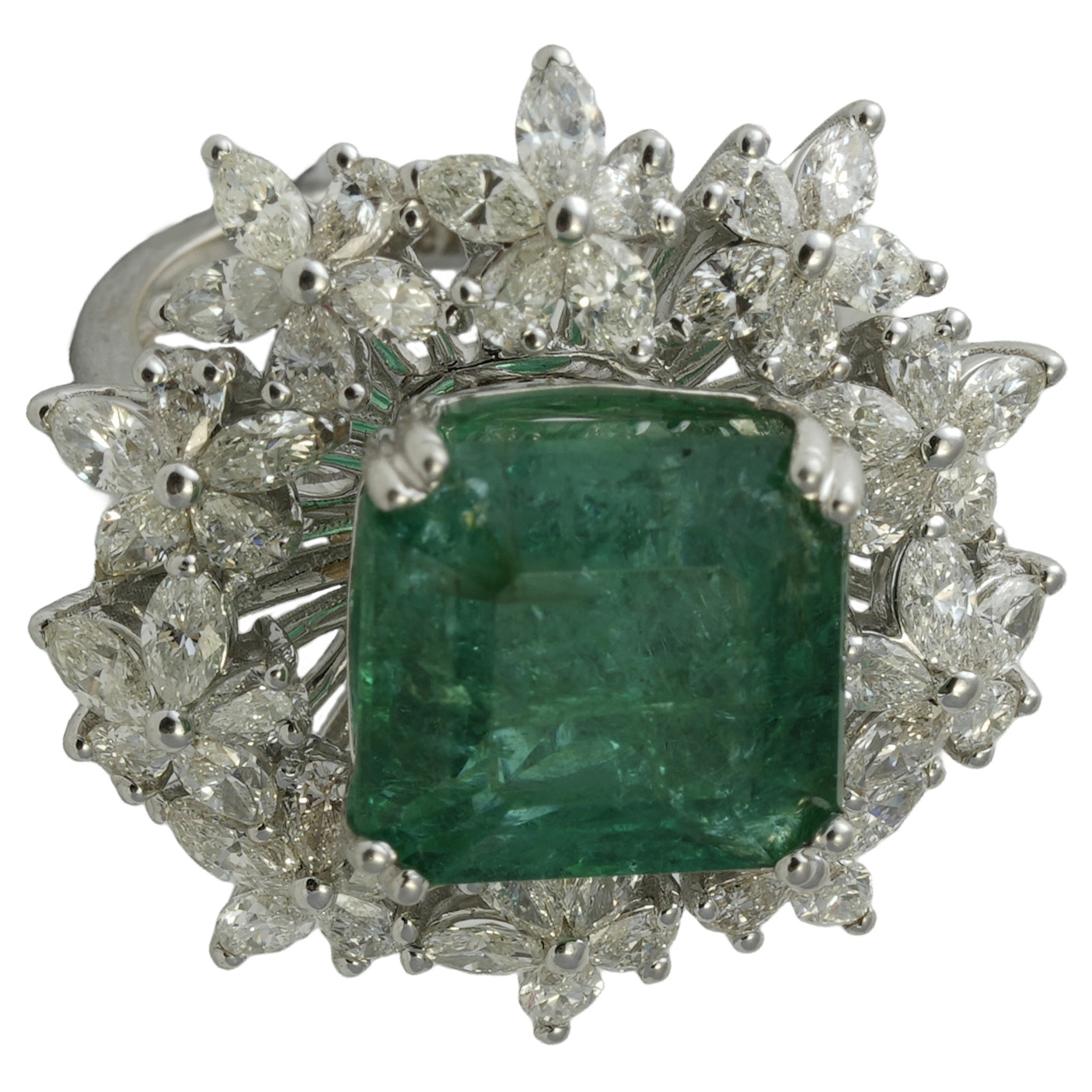 Hira Panna 18k Sparkling Diamond Ring - Hira Panna Jewellers